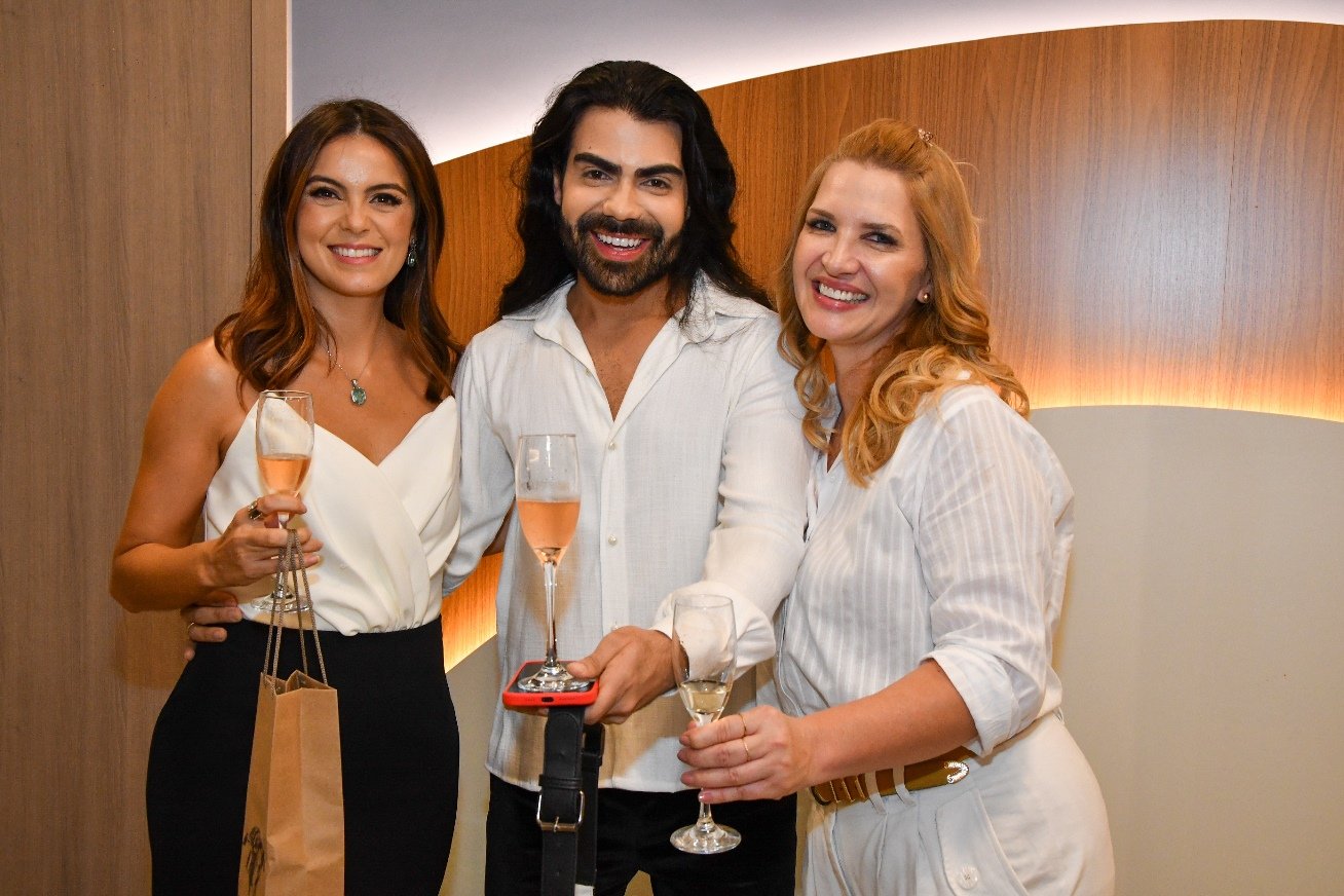 Dra. Heloa Neri inaugura Clínica de Medicina Integrativa - Roteiro SJC